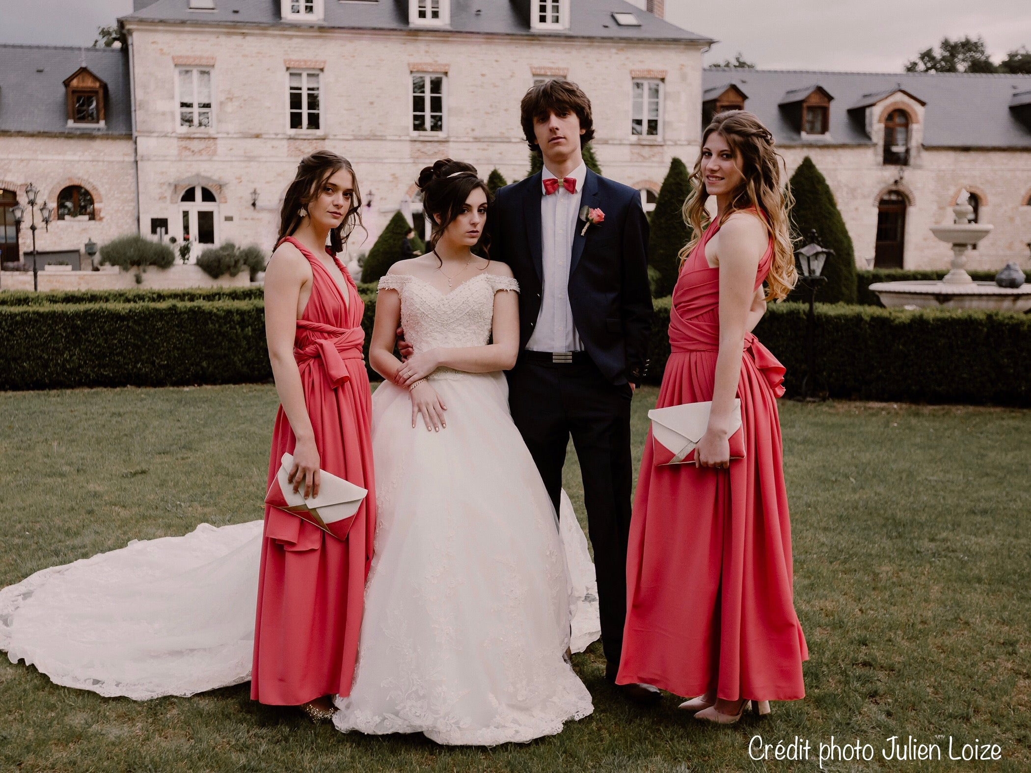 Pochette mariage bleu marine et Liberty of London Phoebe corail et sim ...
